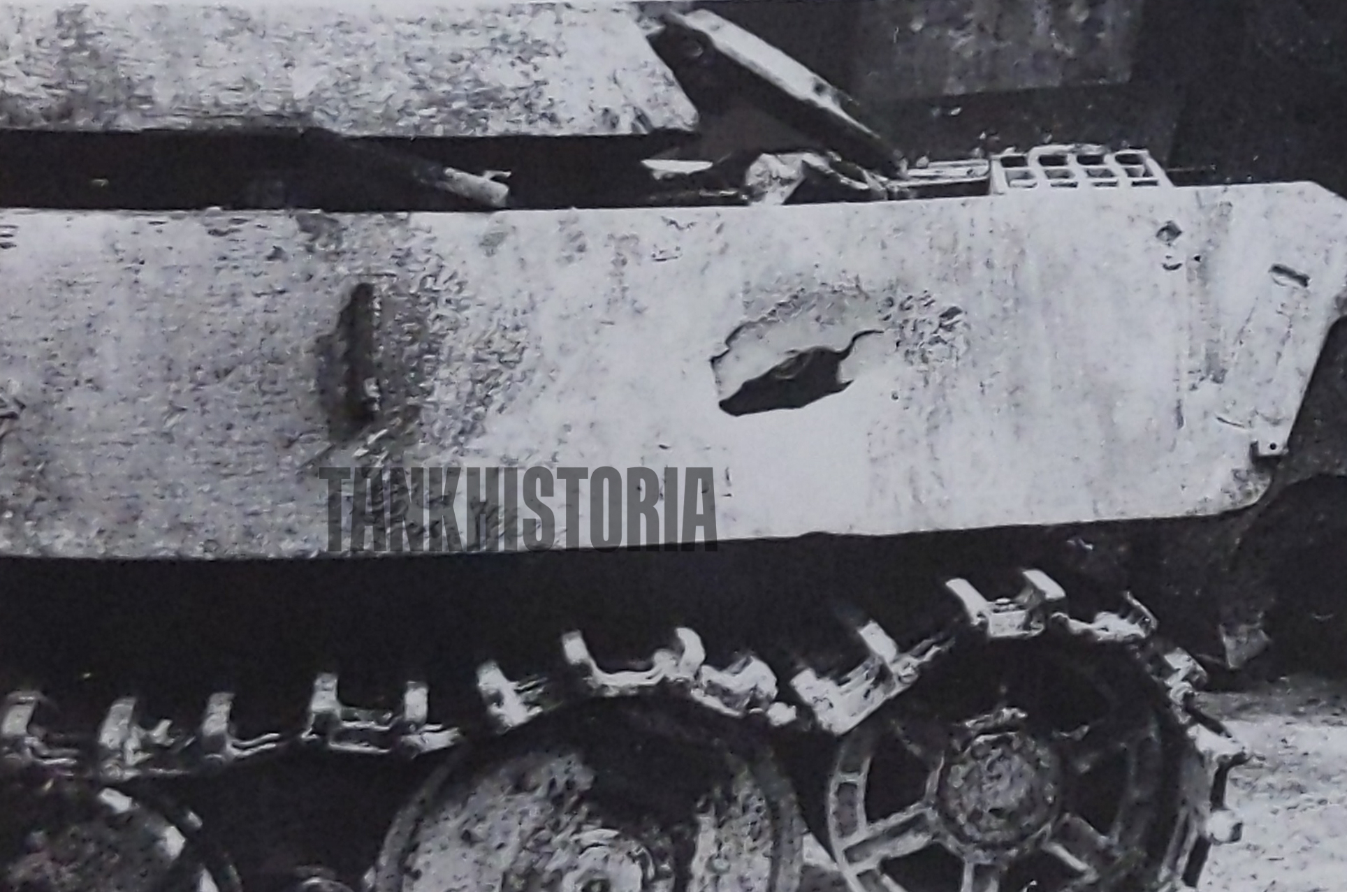 Tiger II vs 165 mm HESH Rounds